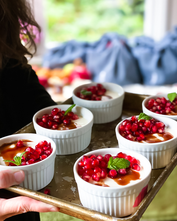 7 Tips for Hosting & Organizing an Allergen-Free Friendsgiving Feast